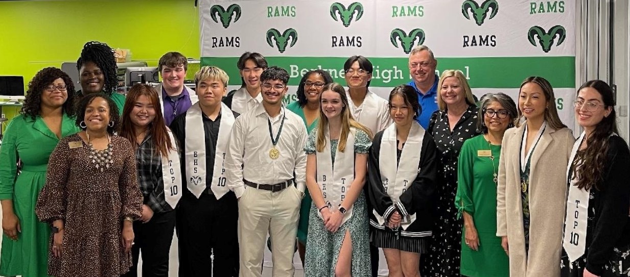 Class of 2023 Top 10 Students Honor Most Influential Teachers ...