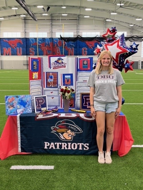 Seniors Sign Athletic Letters of Intent - Richardson ISD