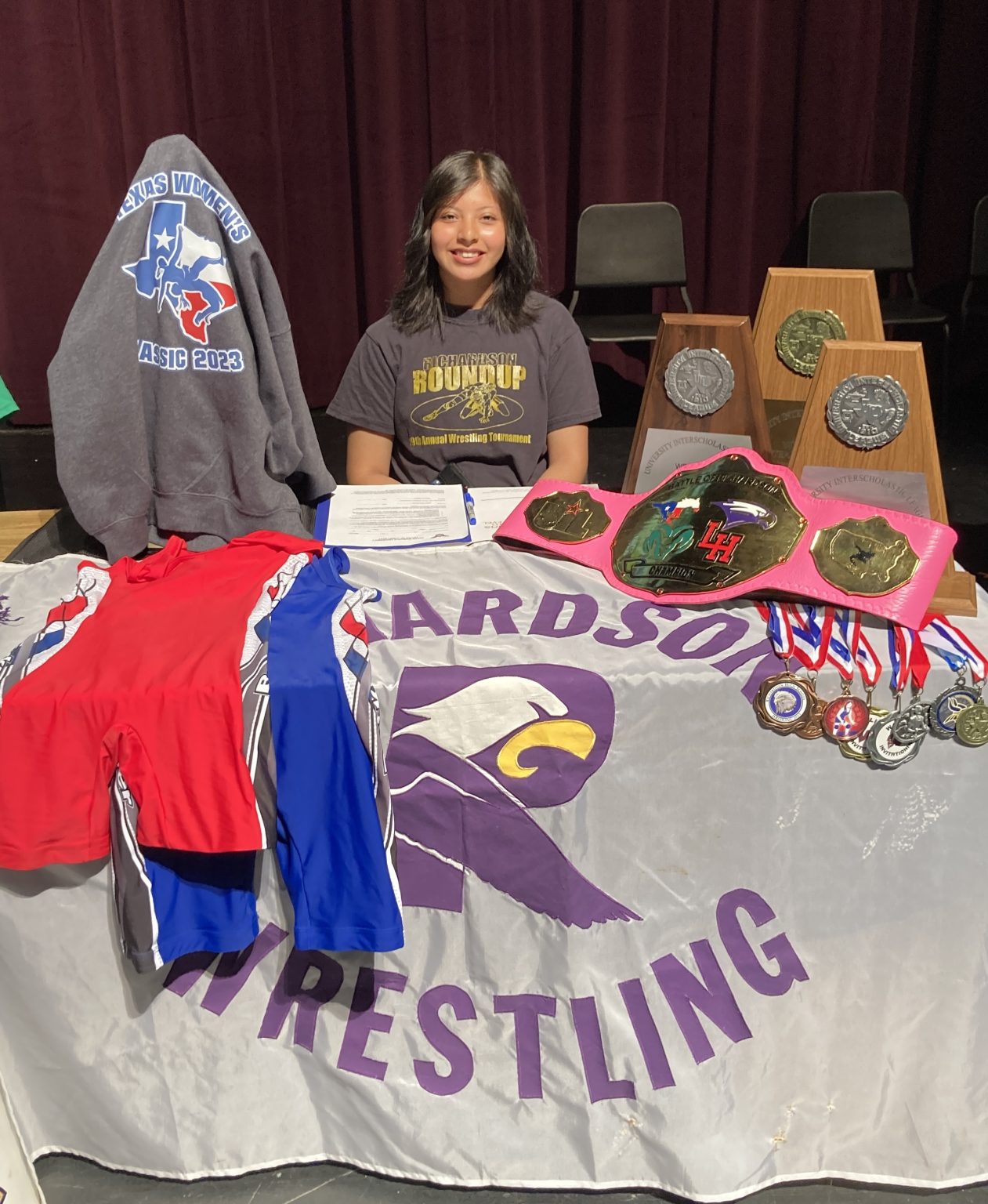 Seniors Sign Athletic Letters of Intent - Richardson ISD